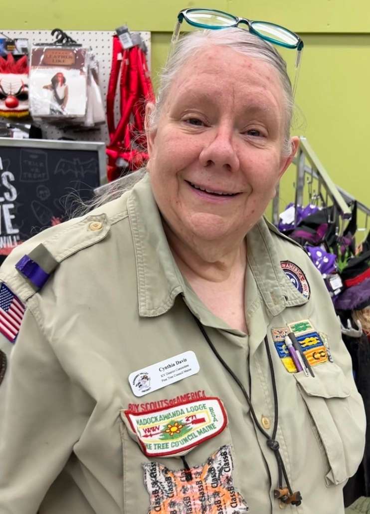 Scouts hold uniform distribution day - The Town Line Newspaper